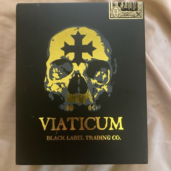 Black Label | Accents | Black Label Trading Viaticum 675x4 Wooden Cigar ...